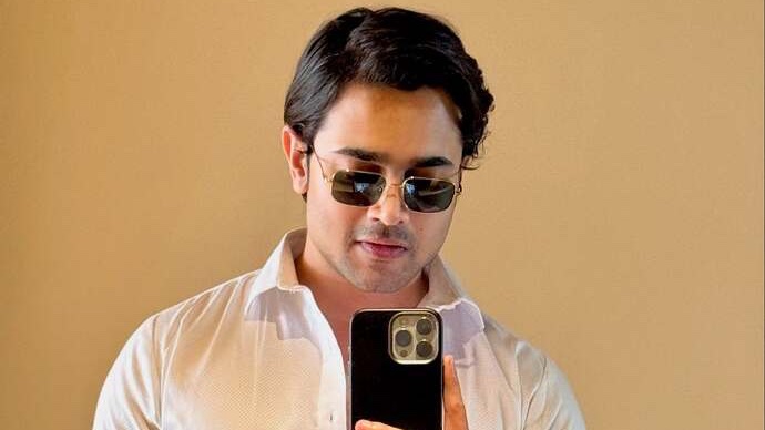 Actor Bhuvan Bam shares clean shaven look from new project - Bollywood.com