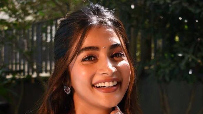 Actress Pooja Hegde on female actors being typecast - Bollywood.com